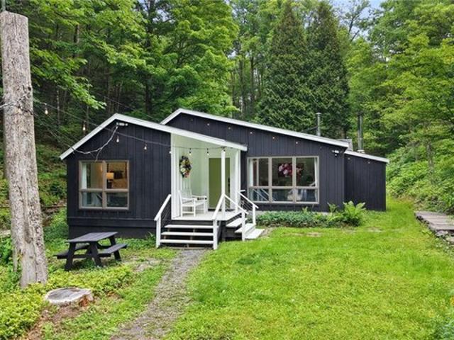 470 Beam Hill Rd, Freeville, NY 13068