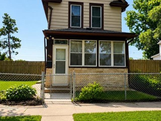 470 Blair Ave, Saint Paul, MN 55103