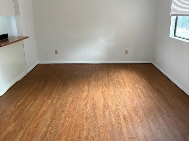 470 E DATE Street # 5