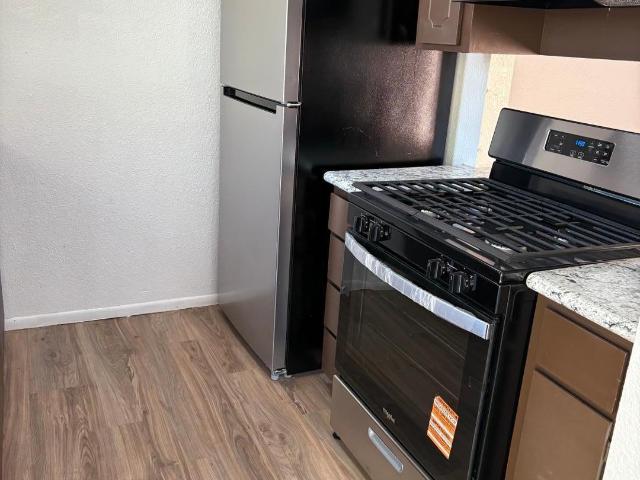 470 E Date Street # Apt 5