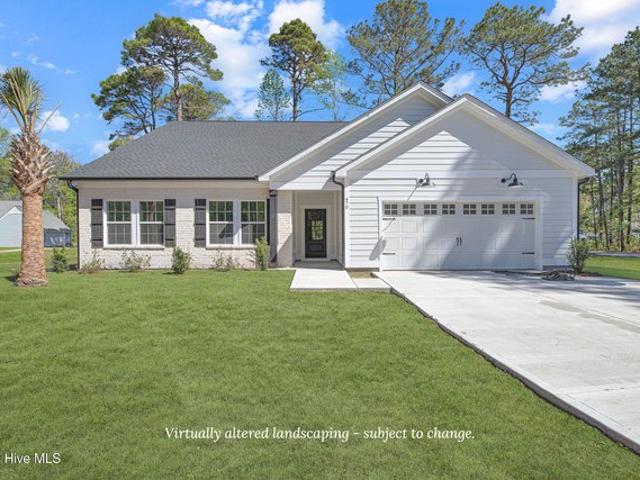 470 Oakwood Dr NW, Calabash, NC 28467