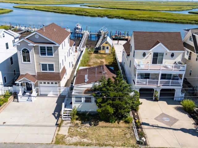 470 Old Avalon Boulevard