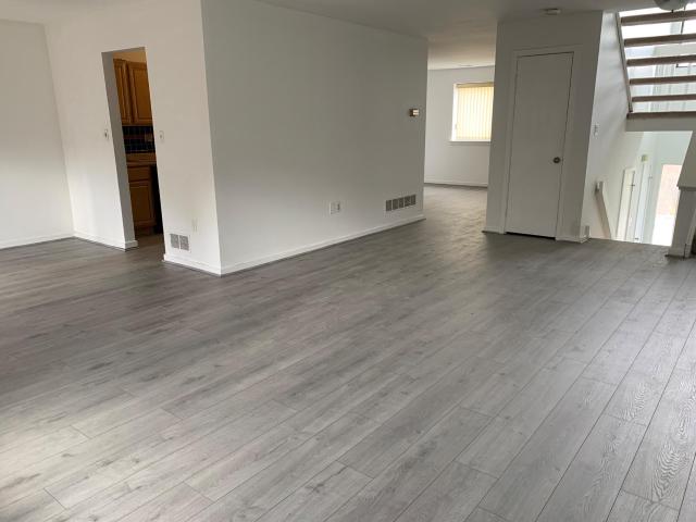470 Lynetree Drive # 22 C
