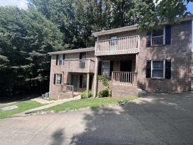 470 Martha Ln