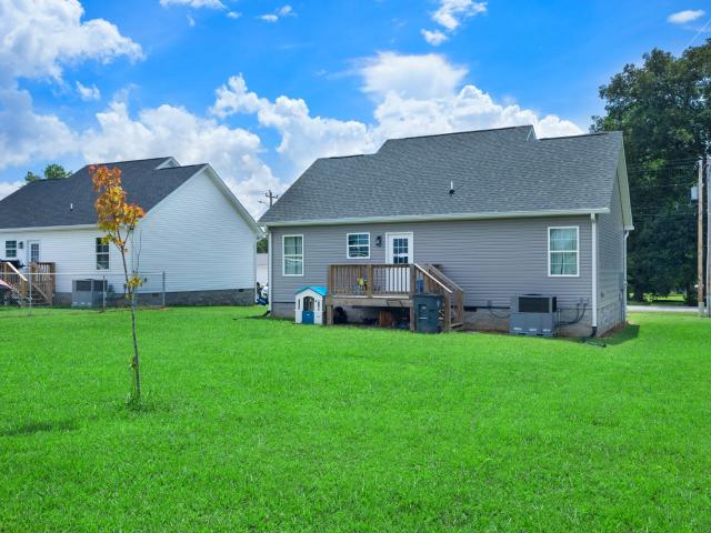 470 Meadowbrook Dr