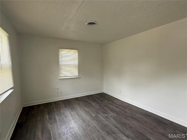 470 Mueller Ave, St. Louis, MO 63135 | MLS #26008