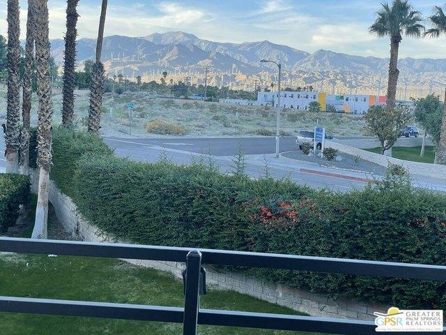 470 N Villa Ct Unit 213, Palm Springs, CA 92262