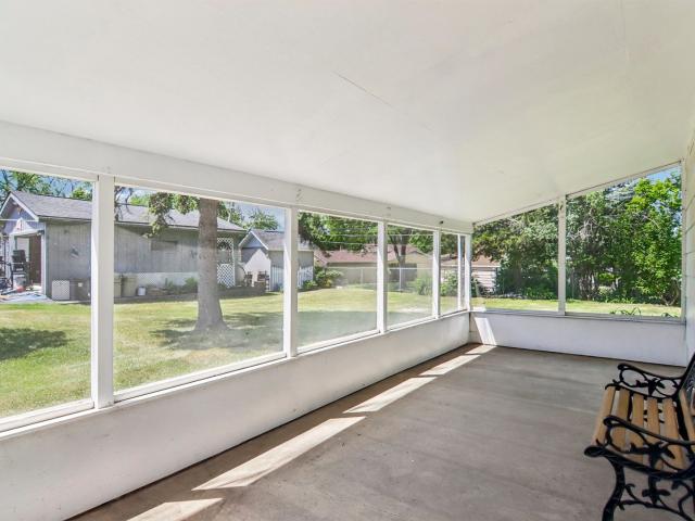 470 N Prairie Avenue