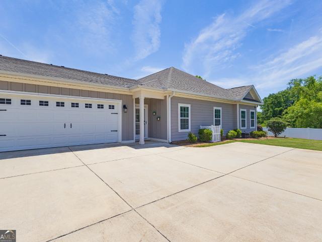 470 Nandina Court