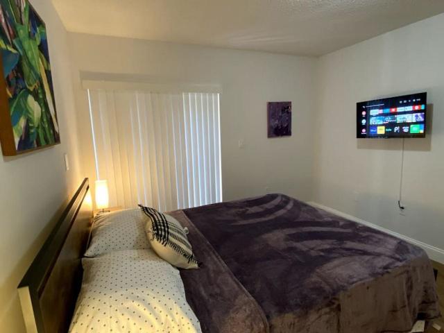 470 Southwest 7th Street 2 Bedroom Apartment for Rent at 470 Sw 7th St #1056518P, Miami, FL 33130 East Little Havana