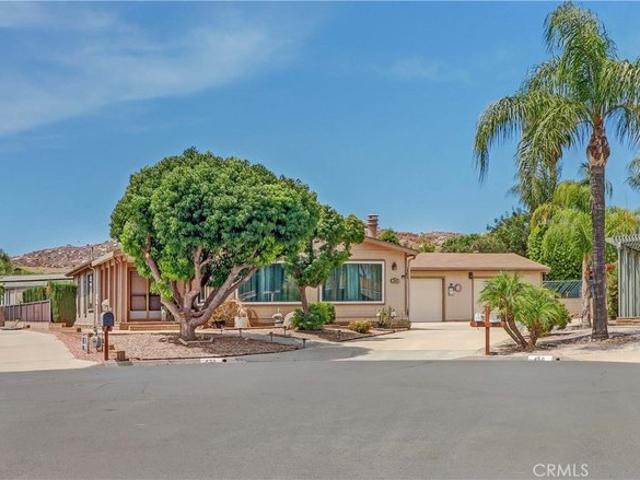 470 Quail Ct, Perris, CA 92570