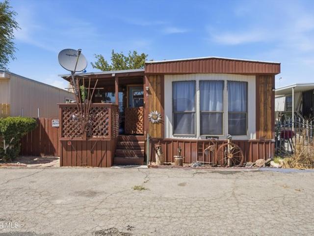 470 W 20th St Spc 6, Rosamond, CA 93560
