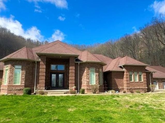 470 Ziegler Dr, Pikeville, KY 41501