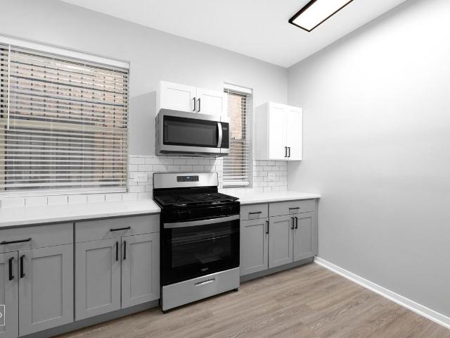 4714 S Michigan 2 Bedroom Apartment for Rent at 4714 S Michigan Ave, Chicago, IL 60615 Grand Boulevard
