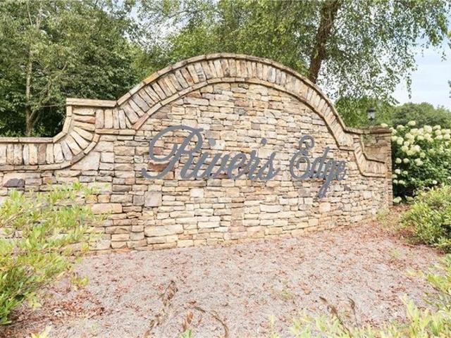 4714 Thunder River Dr, Gainesville, GA 30506