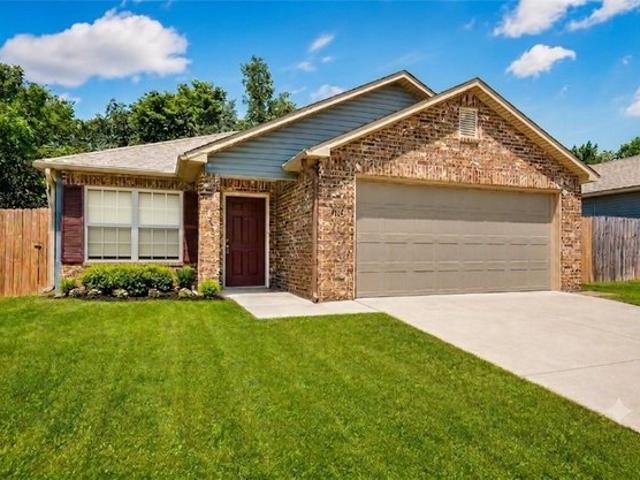 4714 W Hoover Loop, Fayetteville, AR 72704