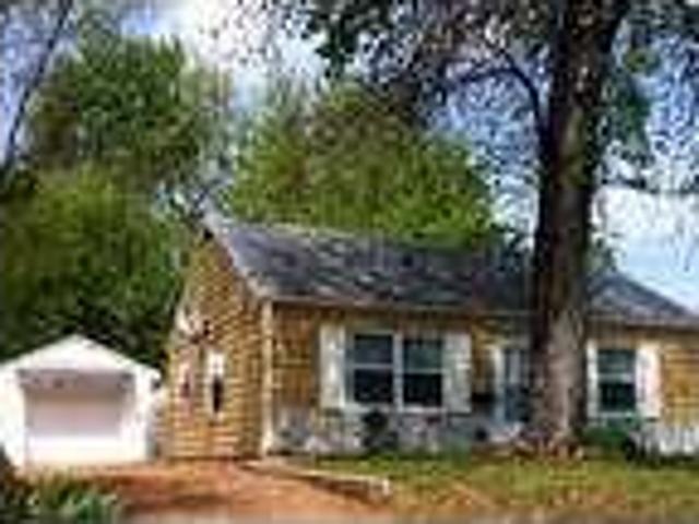 4714 Woodend