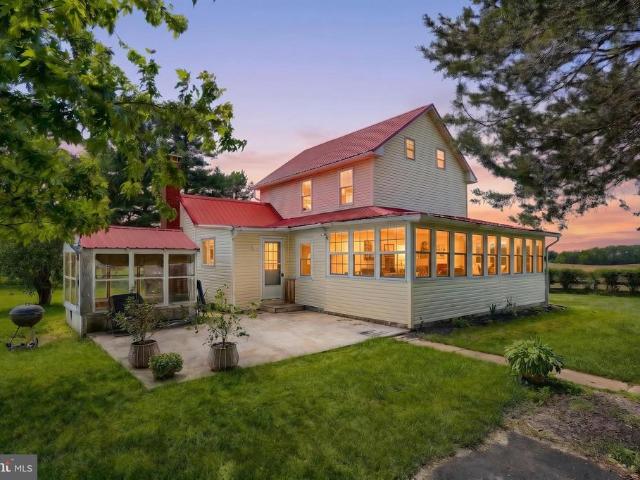 4715 Ruggles Road
