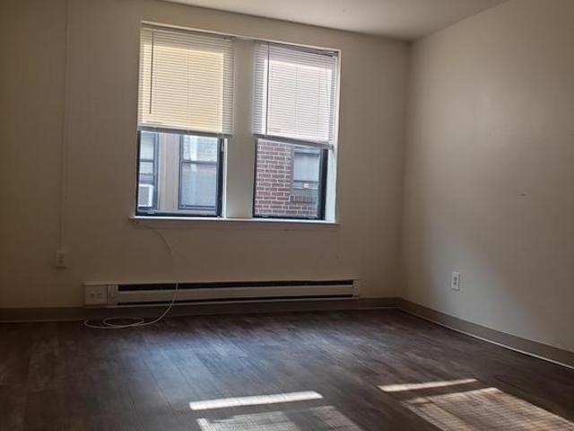 4715 Walnut Street # 424
