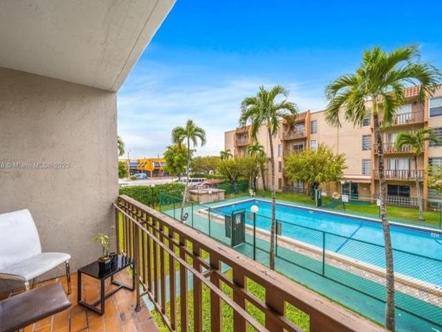 4715 7th St NW #203 2, Miami, FL 33126