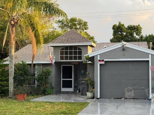 4716 Appaloosa St, West Palm Beach, FL 33417