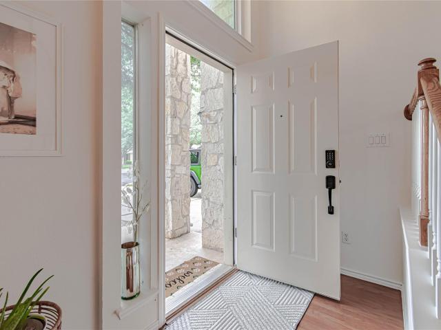 4716 Cockrell Ct