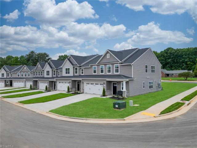 4716 Winding Trail