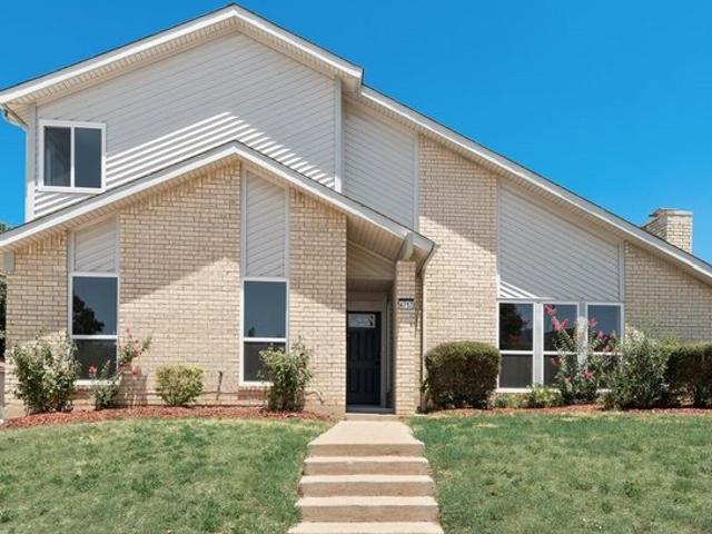 4717 Mandalay Dr, Arlington, TX 76016
