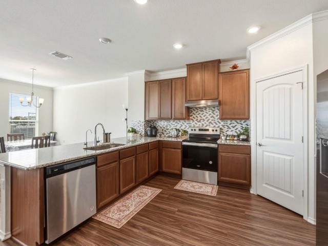 4717 Colmar Dr