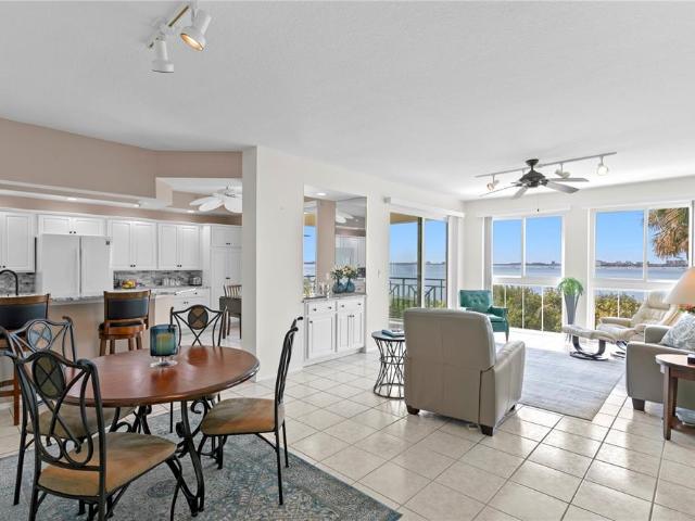 4717 Dolphin Cay Ln S, Unit 203, St. Petersburg, FL 33711 | MLS #TB8466 | Compass