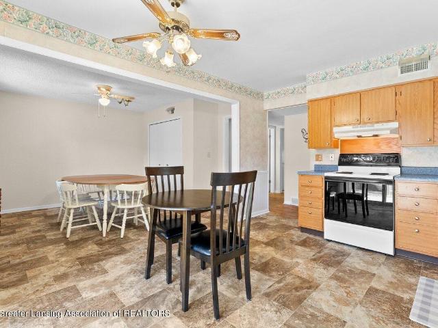 4717 Gull Road 38