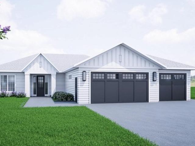 4717 Keeble Dr, Bismarck, ND 58503