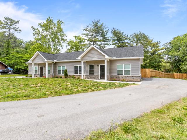 4718 Metro Park Lane