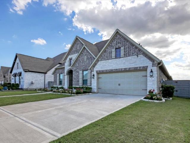 4718 Birch Knoll Trail