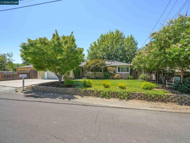 4718 Laura Dr