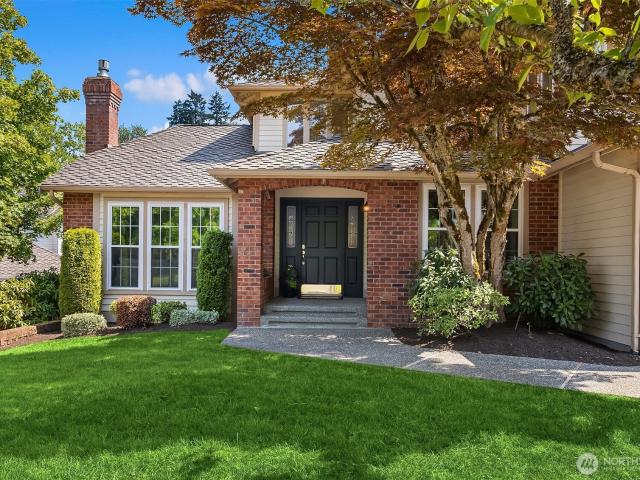 4718 st Place NE