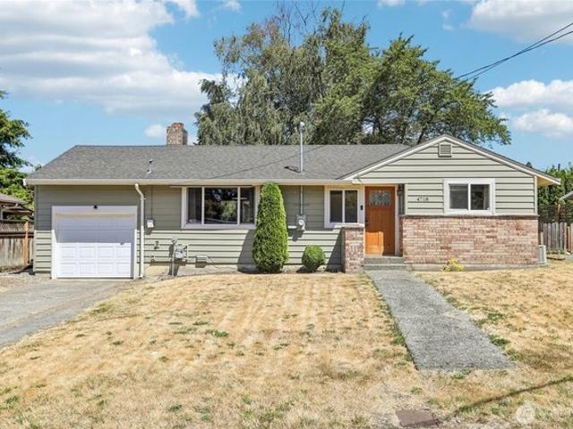 4718 S Victor St, Seattle, WA 98178