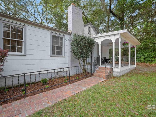 4719 Oxford Drive