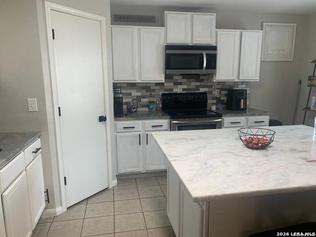4719 Crystal Farm