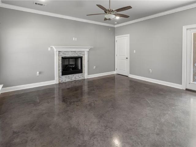 47106 Vineyard Trace