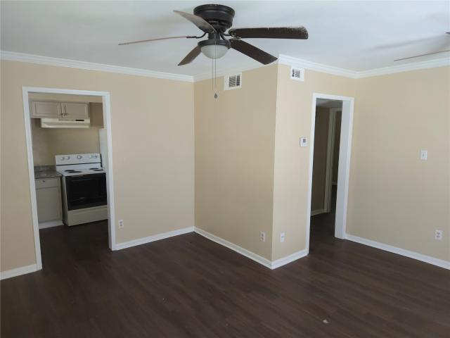 4710 Airport Boulevard 203