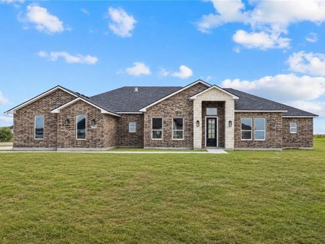 4710 Pinot Noir Ct, Robstown, TX 78380