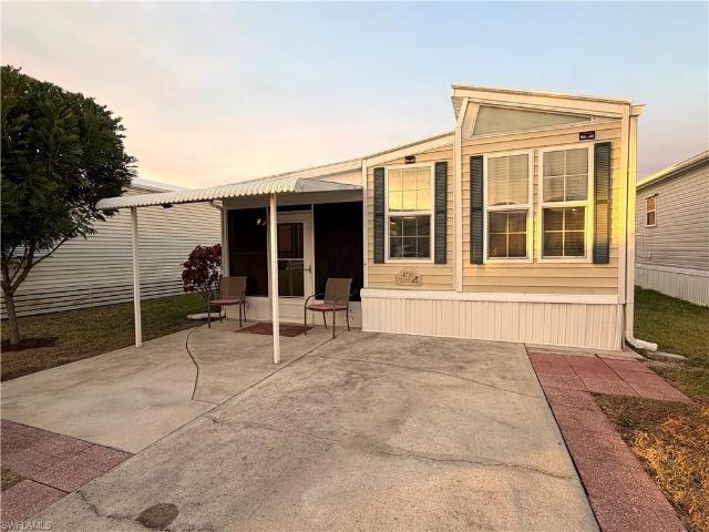 4710 Split Log Ln W, Estero, FL 33928 | MLS #226005