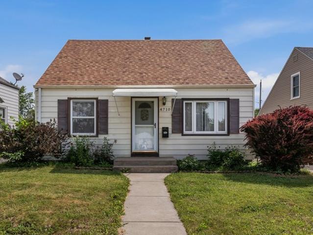4710 W Sumac Pl, Milwaukee, WI 53219
