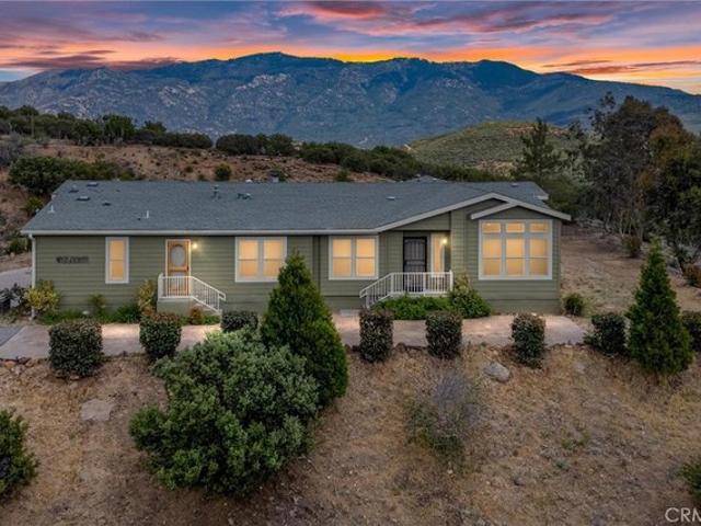 47112 Woodcliff Dr, Banning, CA 92220