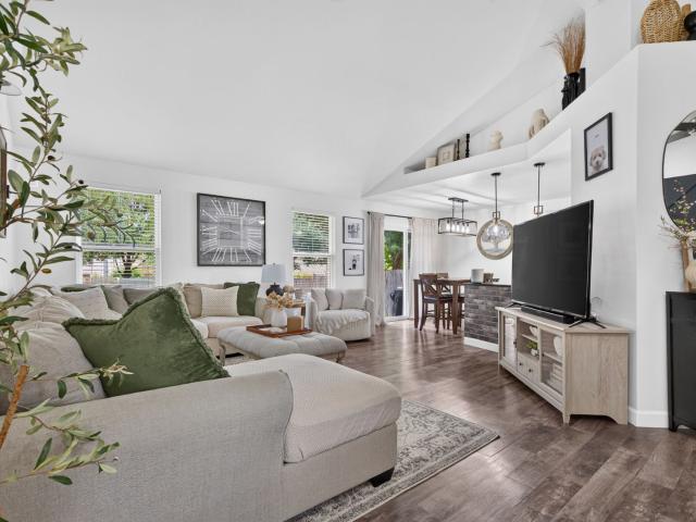 4711 Blue Jay Lane