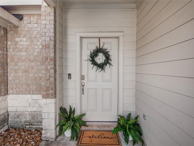 4711 Lombardy Fire Trail