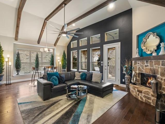 4711 Taylor Ln, Grapevine, TX 76051