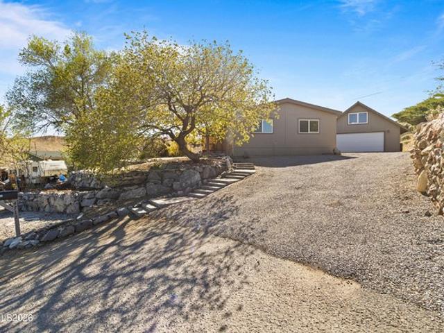 4711 W Leonesio Dr, Sun Valley, NV 89433