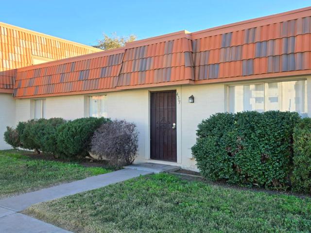 4711 W Northern Ave, Glendale, AZ 85301 | Compass